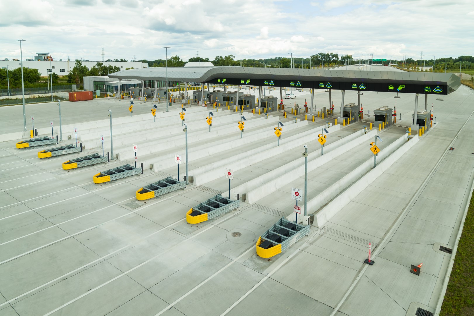 Canadian Port of Entry Progress - October 2025
