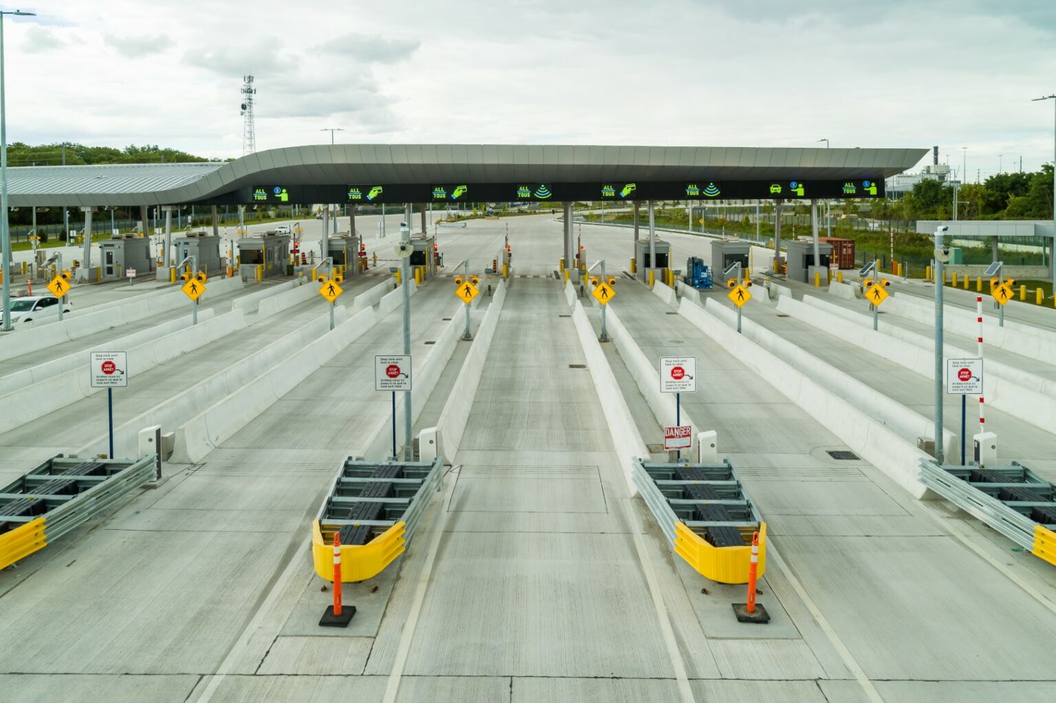 Canadian Port of Entry Progress - October 2025
